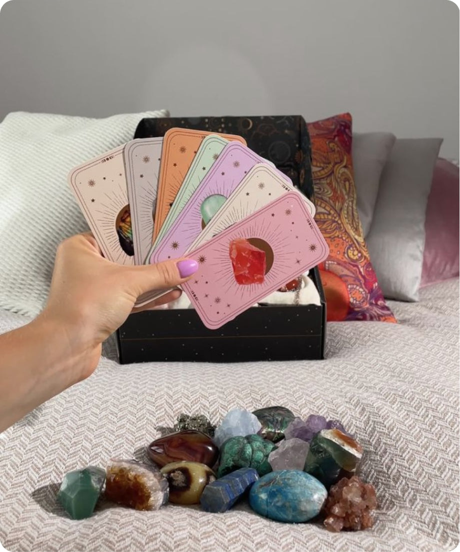 The Crystal Wisdom Card Deck – Mindfulsouls Europe